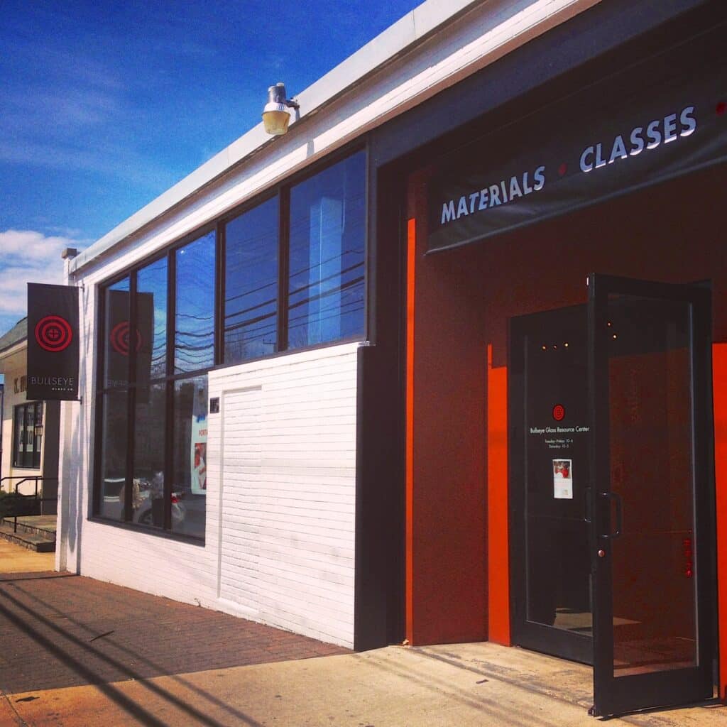 Bullseye Glass Resource Center New York | Art Glass and Supplies ...