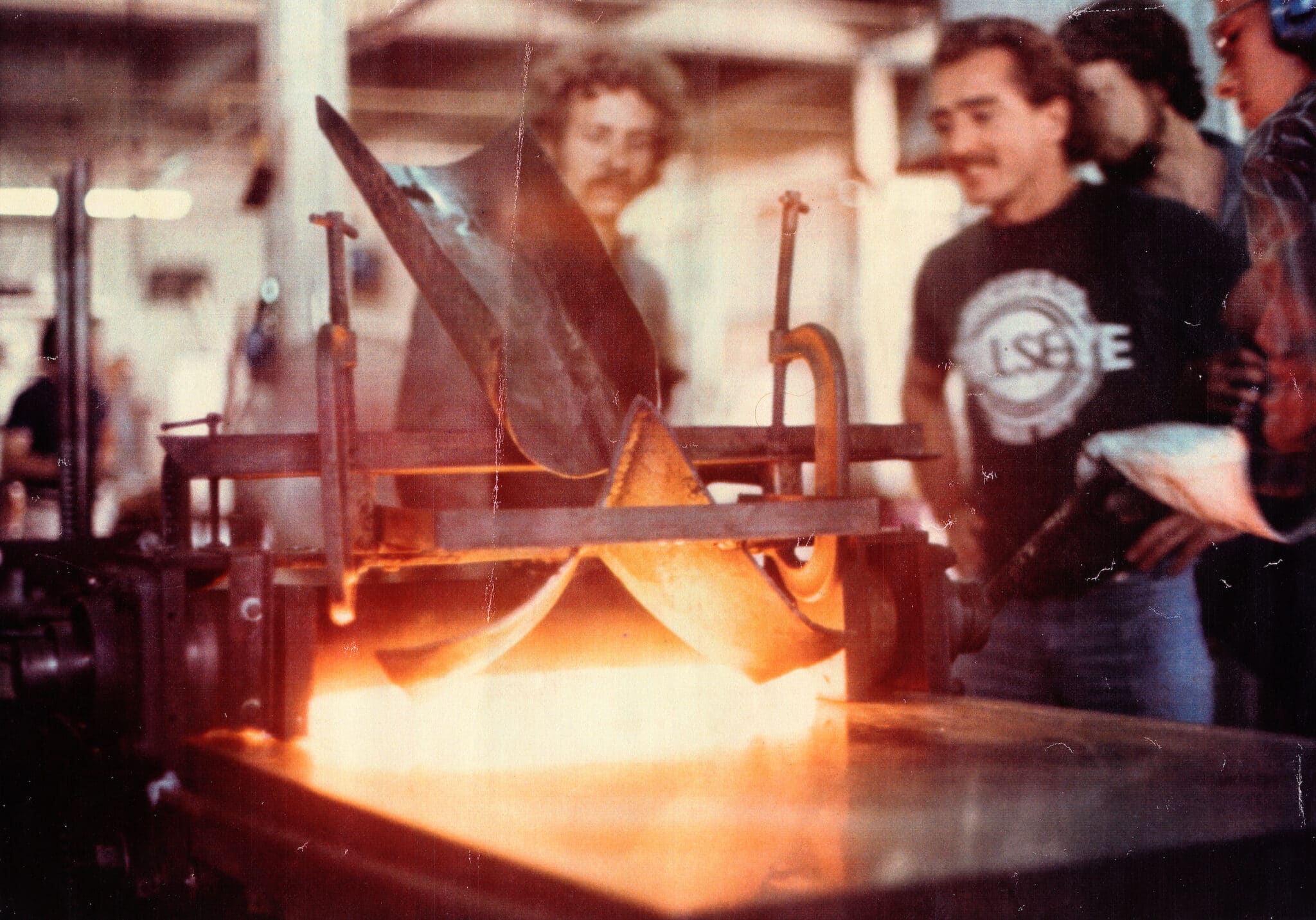 Bullseye Glass | About Us